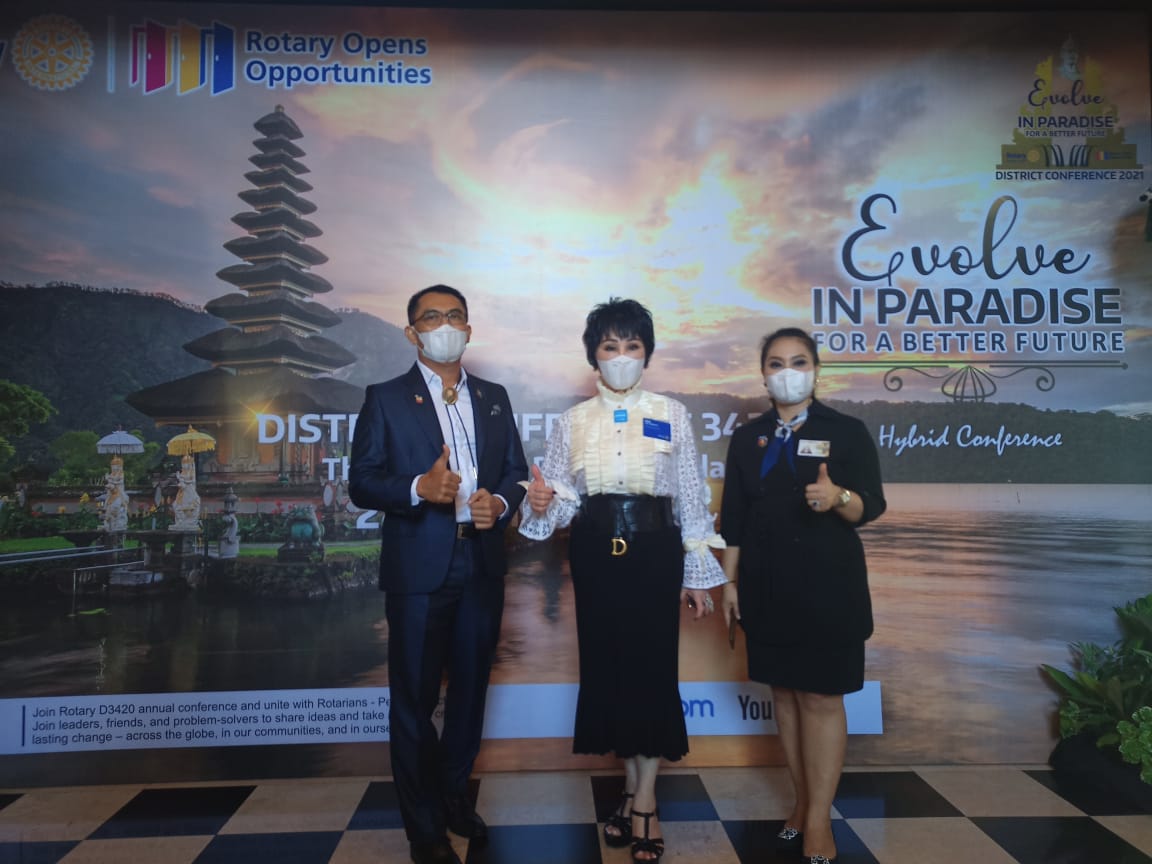 Rotary District 3420 Gelar LPJ Program Kemanusiaan - Bali Politika
