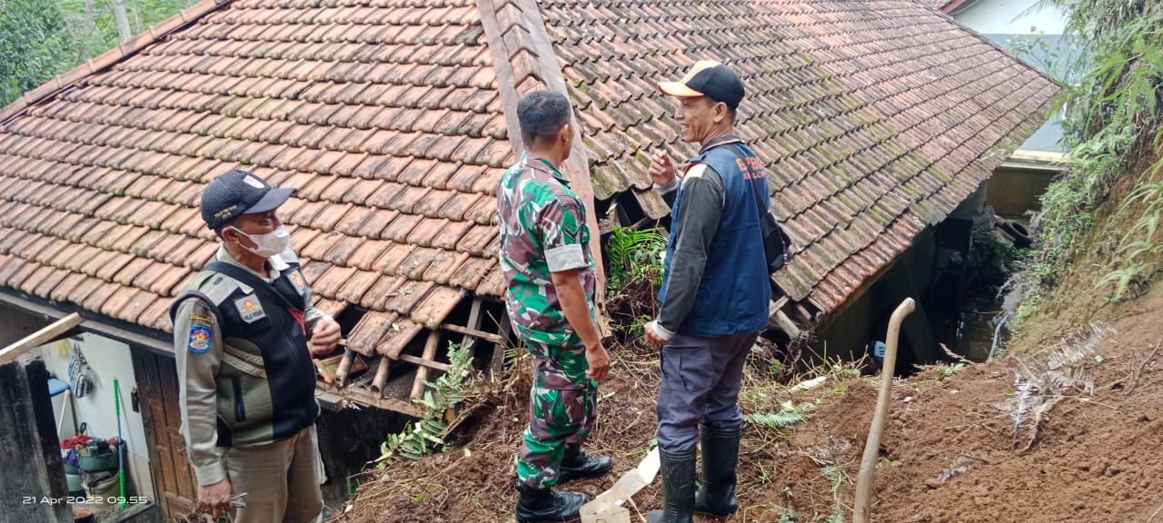 Ngeri, Cilacap Dilanda Bencana Bertubi-tubi - Bali Politika