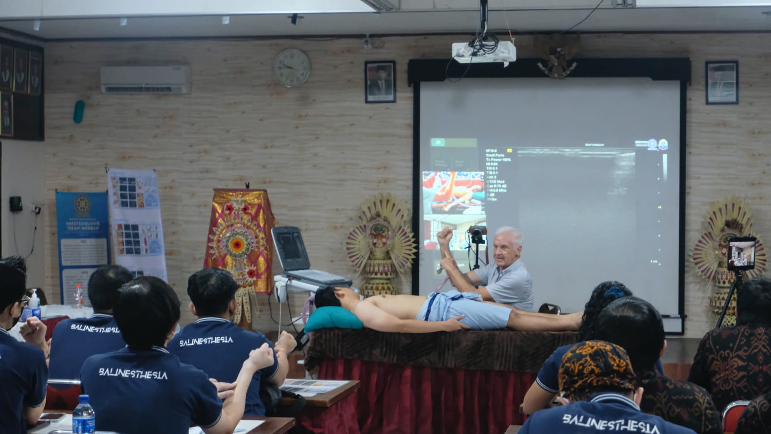 Sing Main-Main, FK Unud Hadirkan Prof. Dr. Andre Van Zundert dan Prof ...