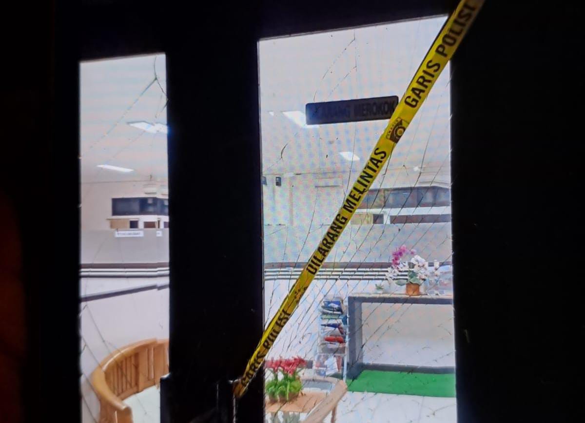 Police Line Dilepas, Mabes Polri Amankan Sejumlah Berkas dari Pemkab ...