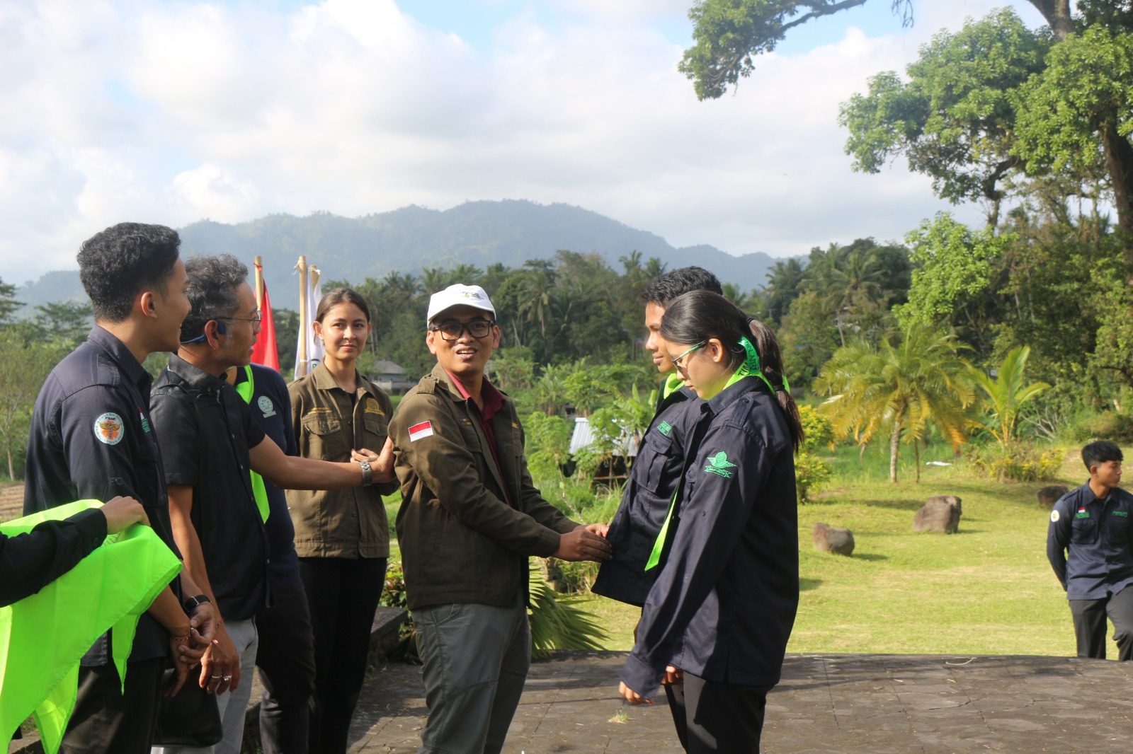 TBM Janar Duta FK Unud Lantik 37 Anggota Baru - Bali Politika