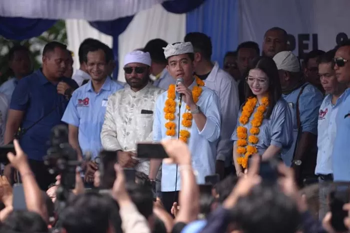 Fokus Pemerataan, Gibran Serap Aspirasi Relawan Bali Utara - Bali Politika Fokus Pemerataan, Gibran Serap Aspirasi Relawan Bali Utara - Bali Politika