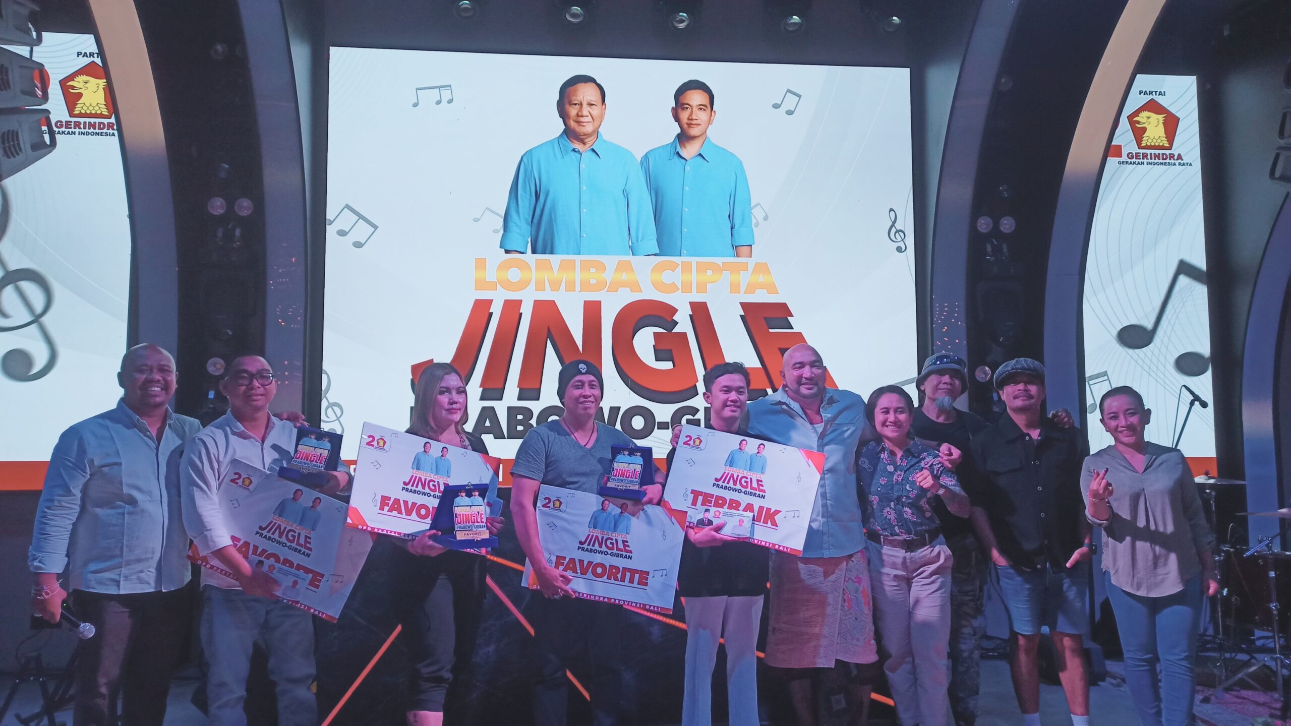 Kadek Andy, Juara Cipta Jingle Prabowo-Gibran - Bali Politika Kadek Andy, Juara Cipta Jingle Prabowo-Gibran - Bali Politika