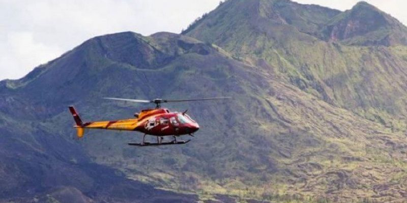 Pertarungan Helikopter Versus Layangan Kembali Terjadi di Bali - Bali Politika