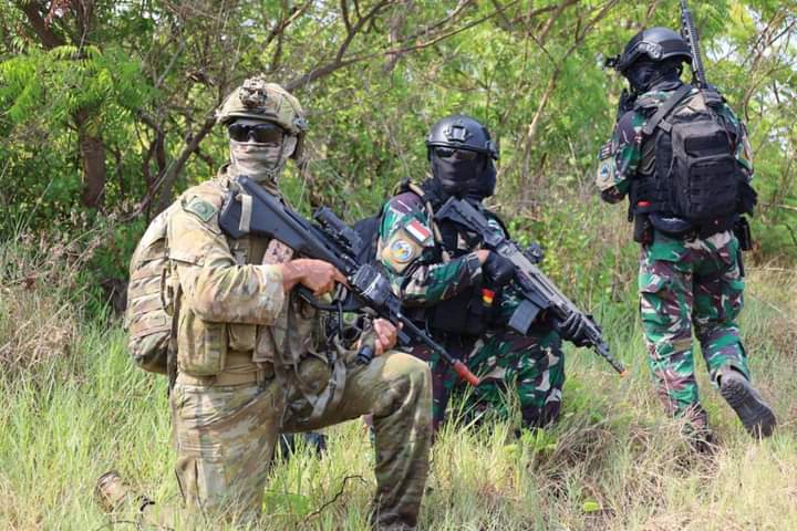 Korps Marinir Indonesia Bersama Recon ADF Selidiki Sasaran Pendaratan ...