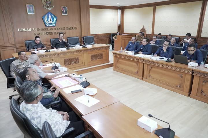 PDAM Badung Akan Olah Air Laut untuk Pariwisata - Bali Politika