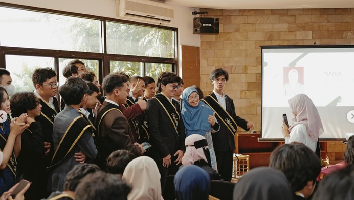 YouTuber Sukses Tak Malu Baru Tamat SMA di Usia 29 Tahun - Bali Politika