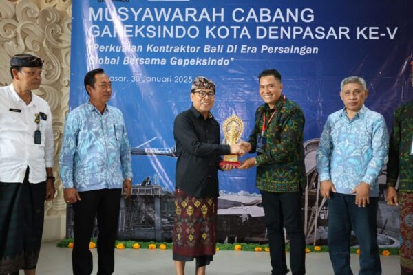 Arya Wibawa Buka Muscab V DPC GAPEKSINDO Denpasar - Bali Politika